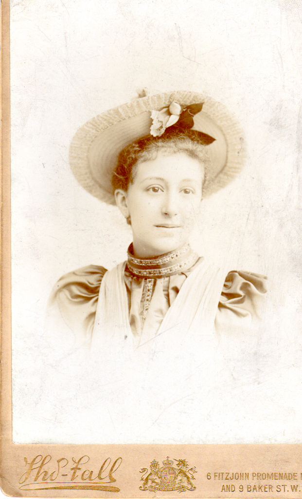 The Purssell photos – Forgotten Victorians